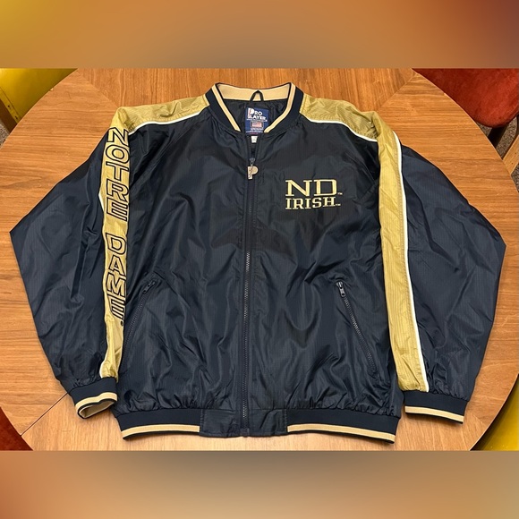 Pro Player | Jackets & Coats | Vintage Pro Player Notre Dame Fighting ...